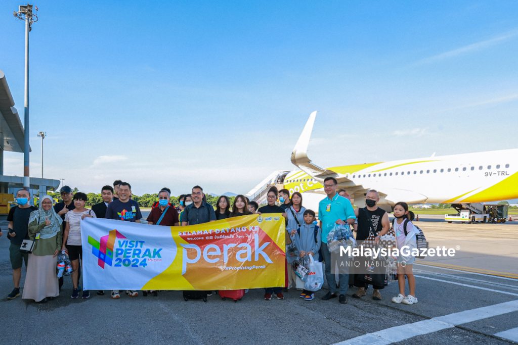 Pelancong Tiba di Lapangan Terbang Sultan Azlan Shah #VisitPerak2024 ...