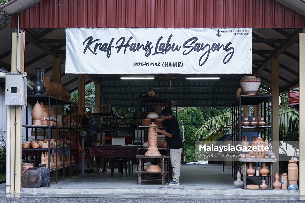 Tinggal kerja tetap teruskan perusahaan labu sayong mertua - MG Perak