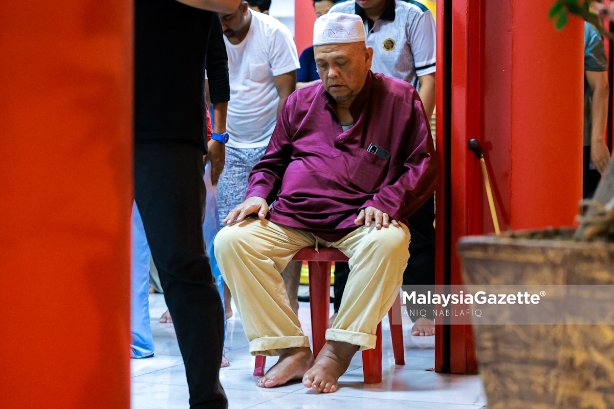 Malam Pertama Solat Sunat Tarawih Di Masjid Cina Ipoh Mg Perak