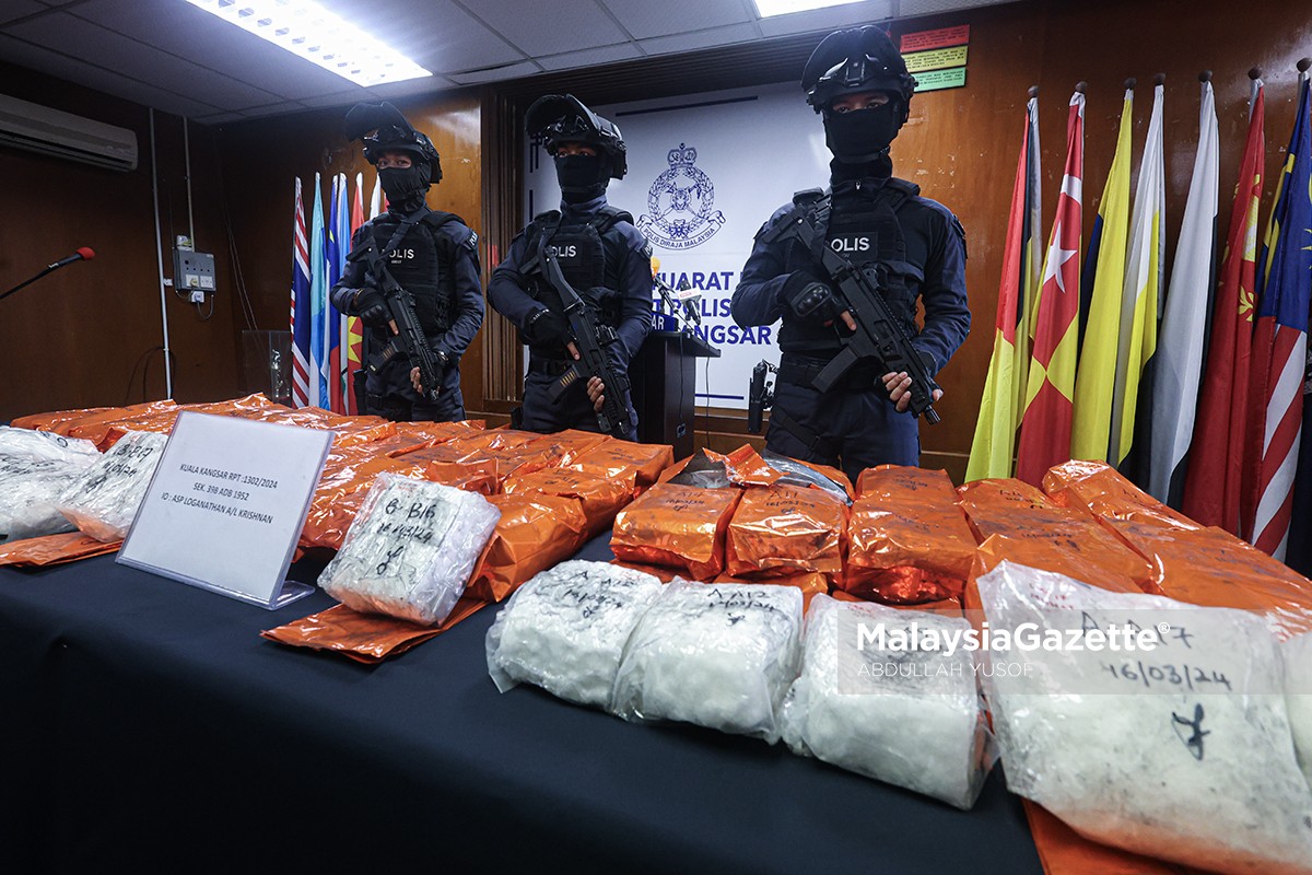 Dua ‘transporter’ terima upah sehingga RM50,000 ditahan bersama 51.5 kg ...