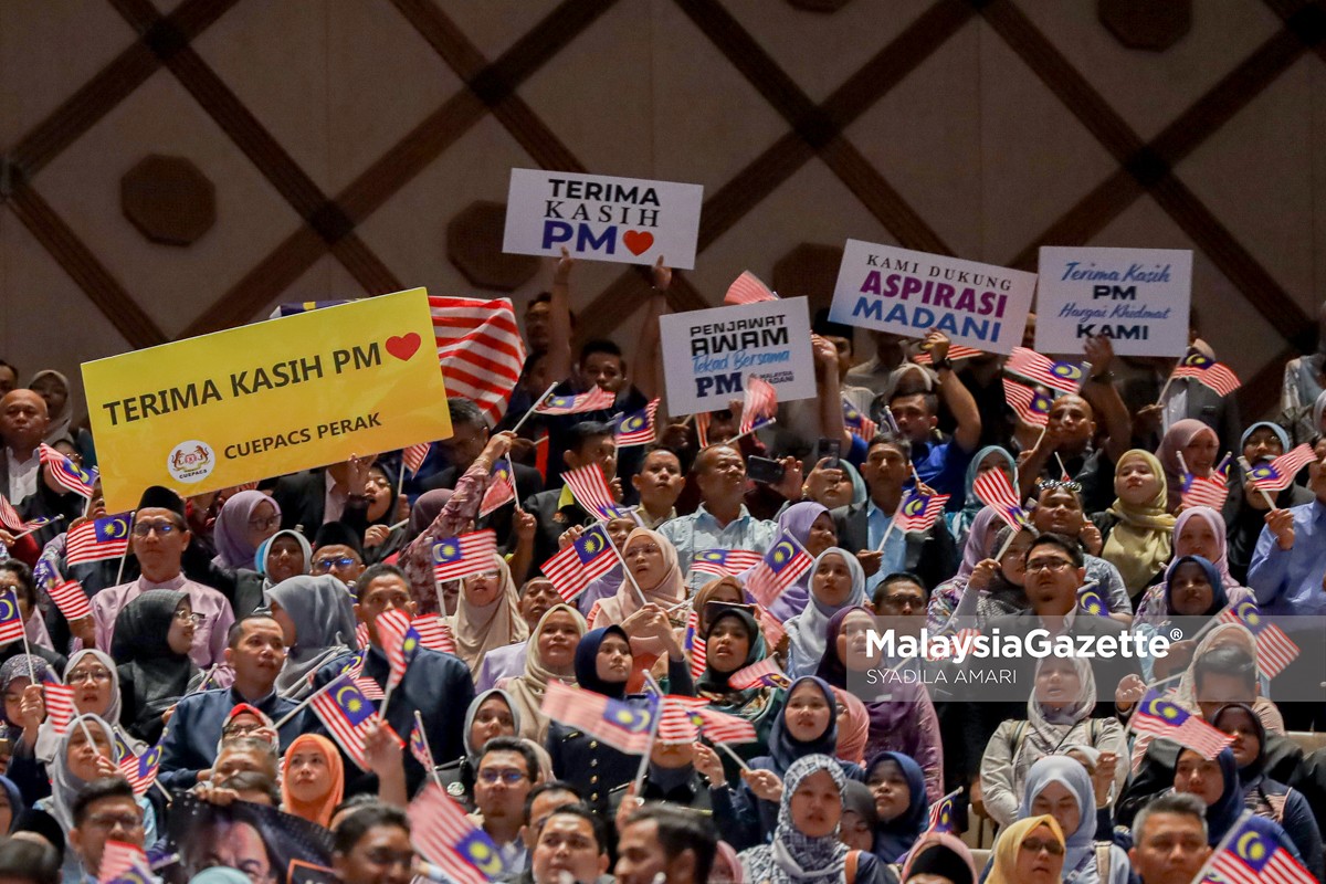 SSPA: Pelarasan gaji 15 peratus kepada kumpulan pelaksana - PM Anwar ...