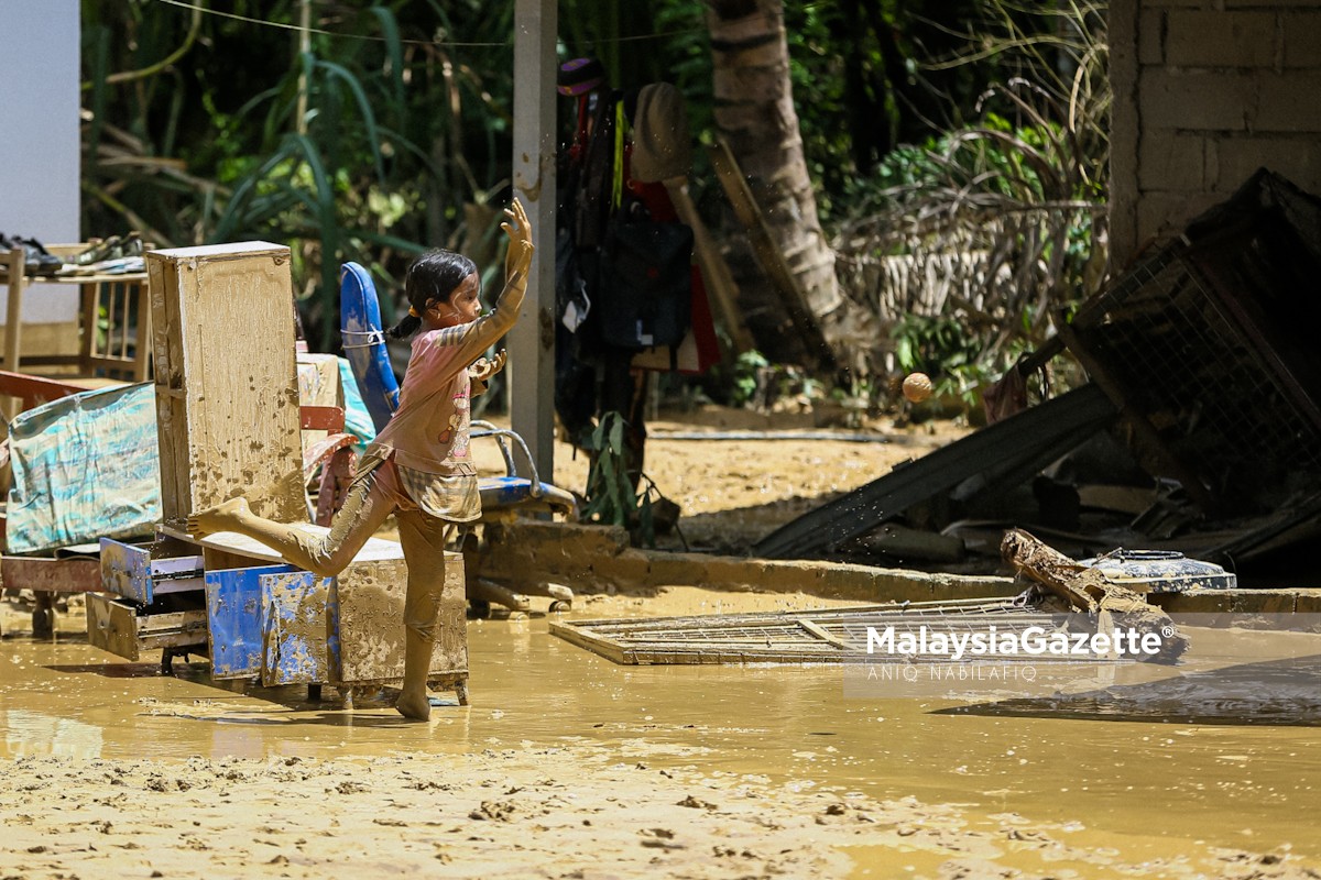 Kepala air, banjir Slim River: 70 murid terjejas - MG Perak