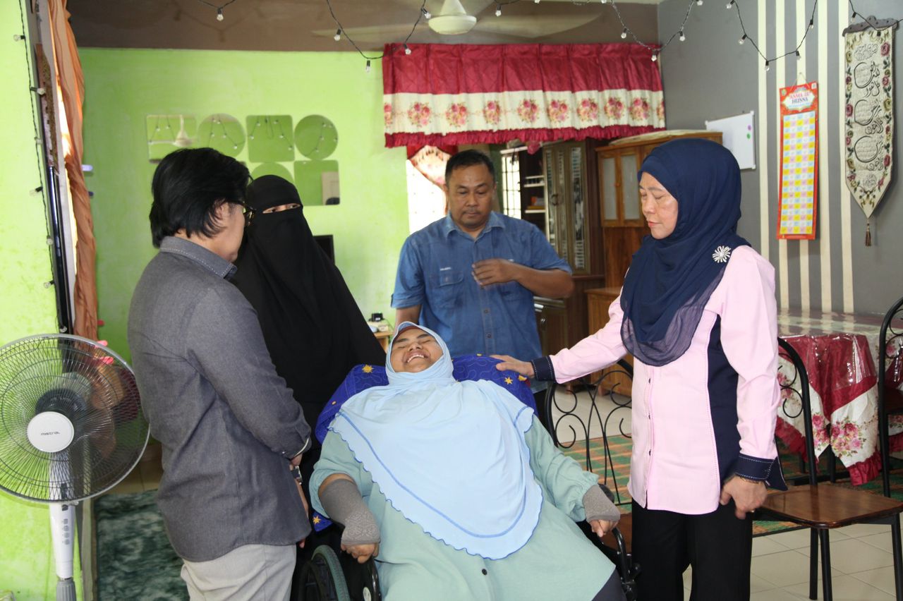 PERKEP Perak santuni pegawai, anak anggota polis uzur - MG Perak