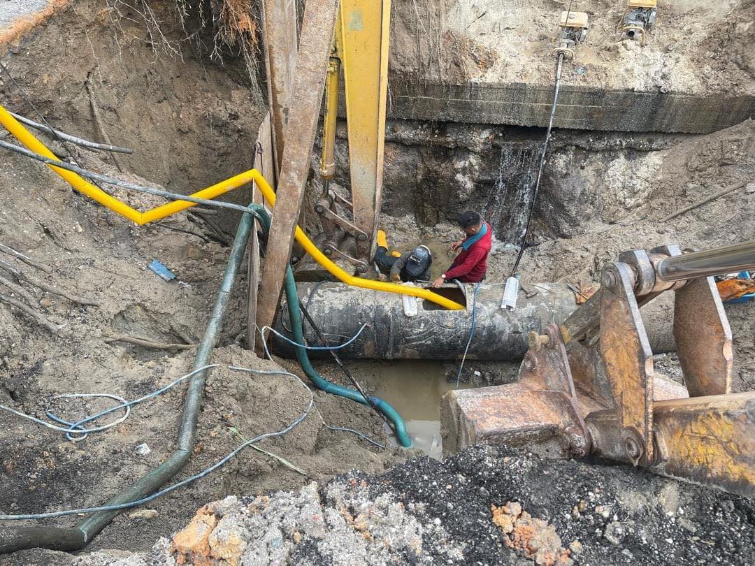 Gangguan bekalan air di Teluk Intan disebabkan paip utama bocor - MG Perak