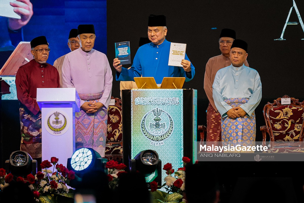 Sultan Perak berangkat ke Muzakarah Sultan Nazrin Muizzuddin Shah - MG ...