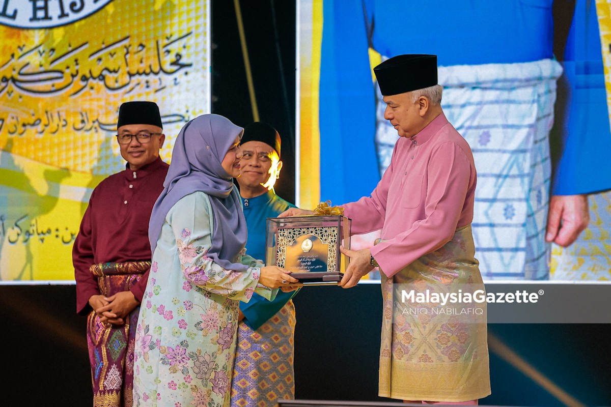 Sultan Perak berangkat ke Majlis Sambutan Maal Hijrah 1447 peringkat ...