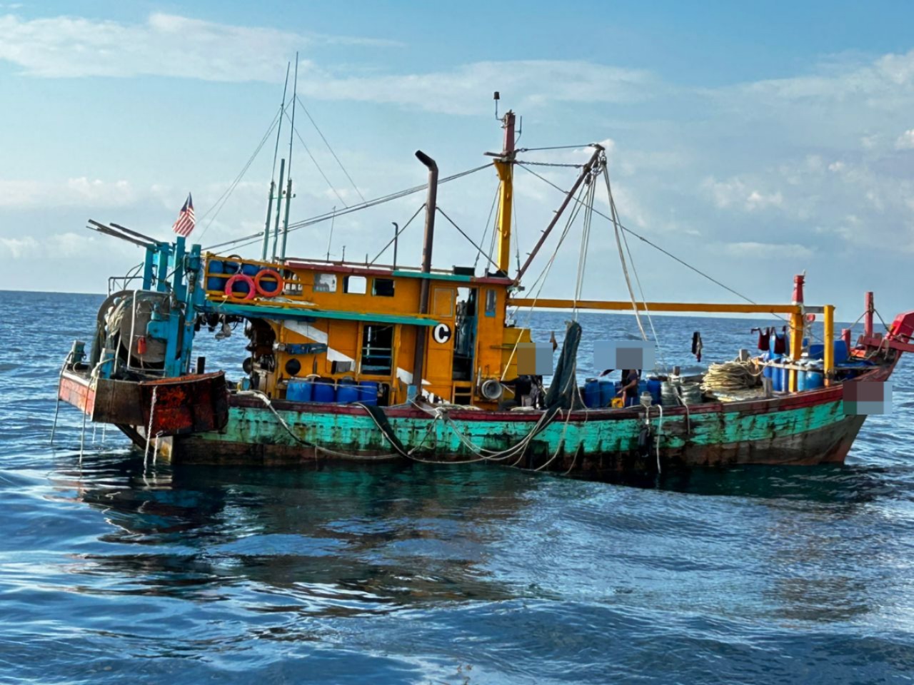 Maritim Perak rampas vesel pukat tunda, hasil laut lebih RM3 juta - MG ...